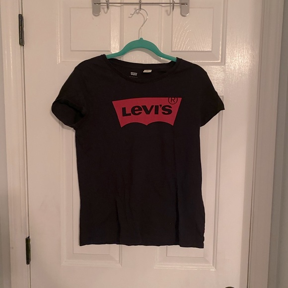 Levi's | Tops | Levis Black Tshirt | Poshmark